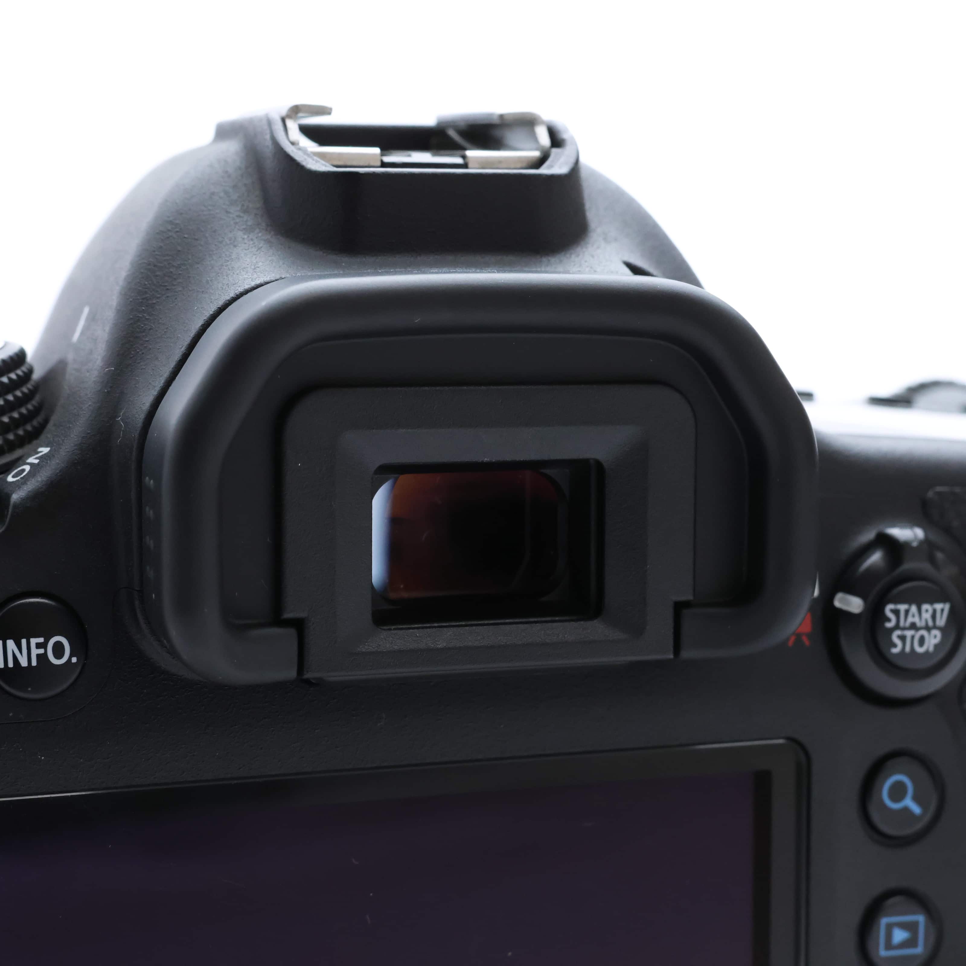 (中古)Canon (キヤノン) EOS 6D EF24-105 IS STM レンズキット（商品ID：3717018385209）詳細ページ ...